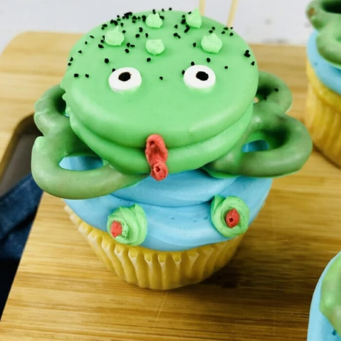 Oreo Frog Cookies | Kitchen Fun With My 3 Sons