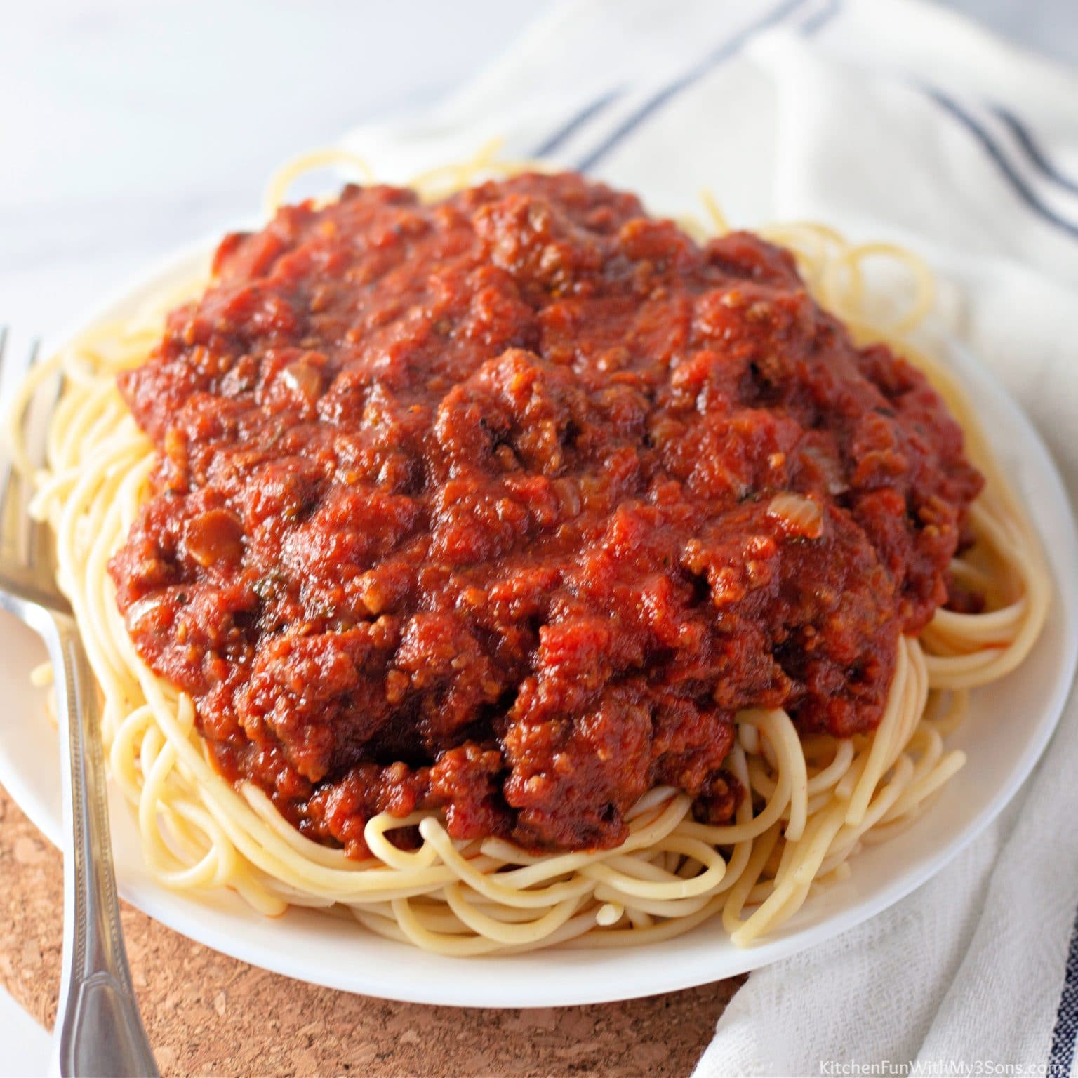 Cheesy Stuffed Spaghetti Squash with Meat Sauce - Kitchen Fun With My 3 ...