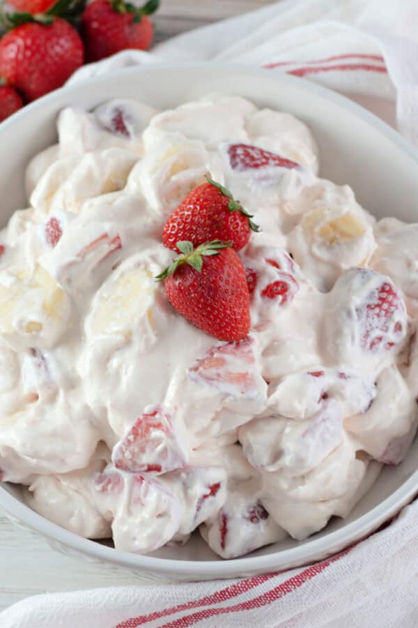 Strawberry Banana Cheesecake Salad