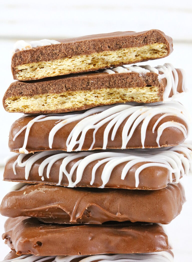 Easy Chocolate Covered Graham Crackers